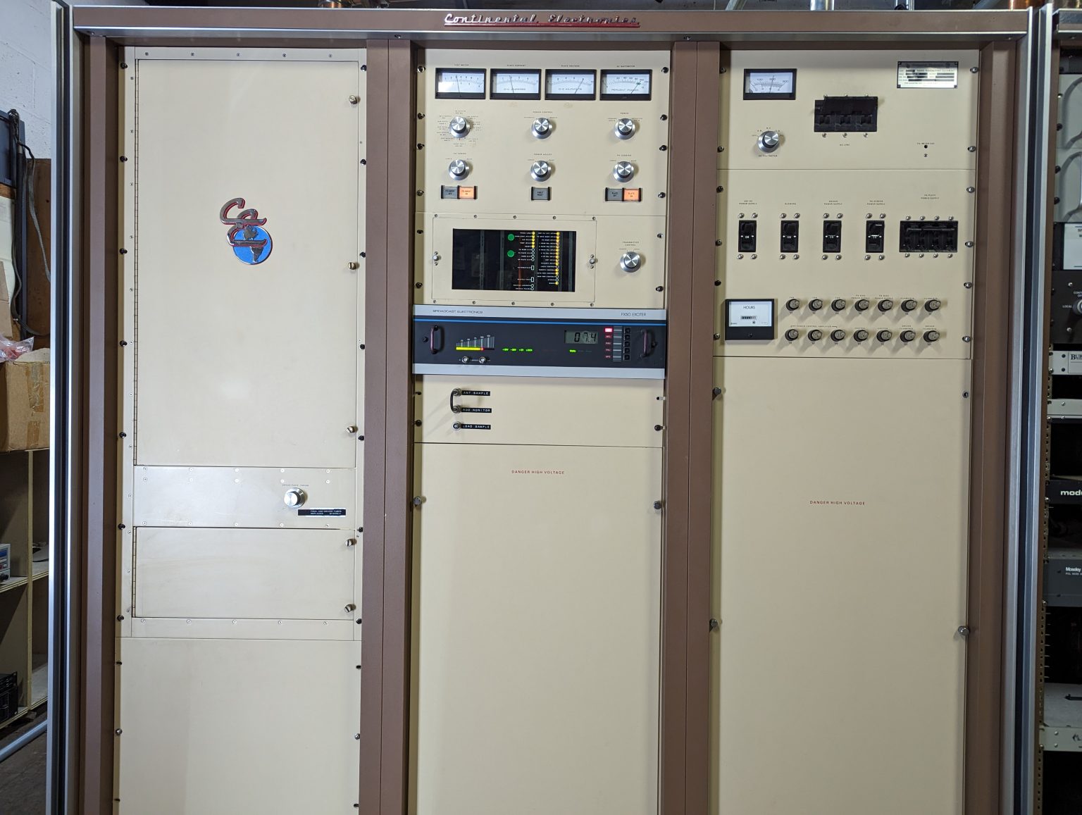 FM transmitters – Engineering Radio